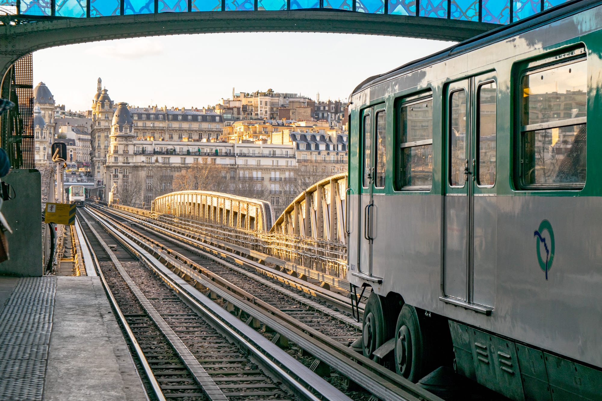Paris vs Rome: Which Iconic City is Right for You? - Our Escape Clause