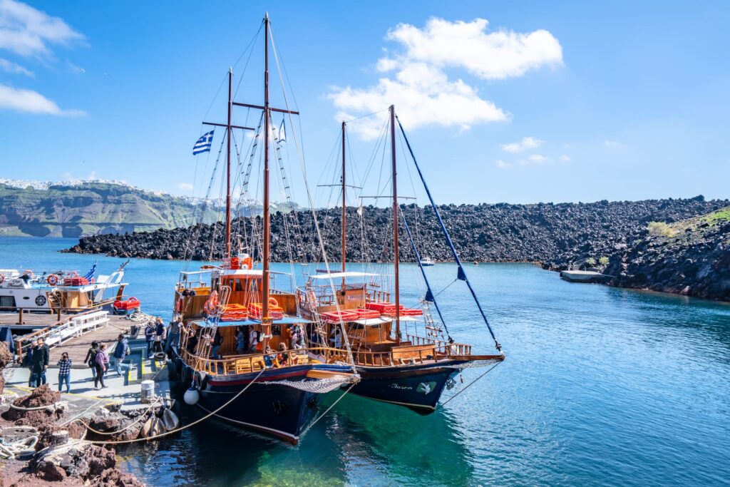 The Ultimate 3 Days in Santorini Itinerary - Our Escape Clause